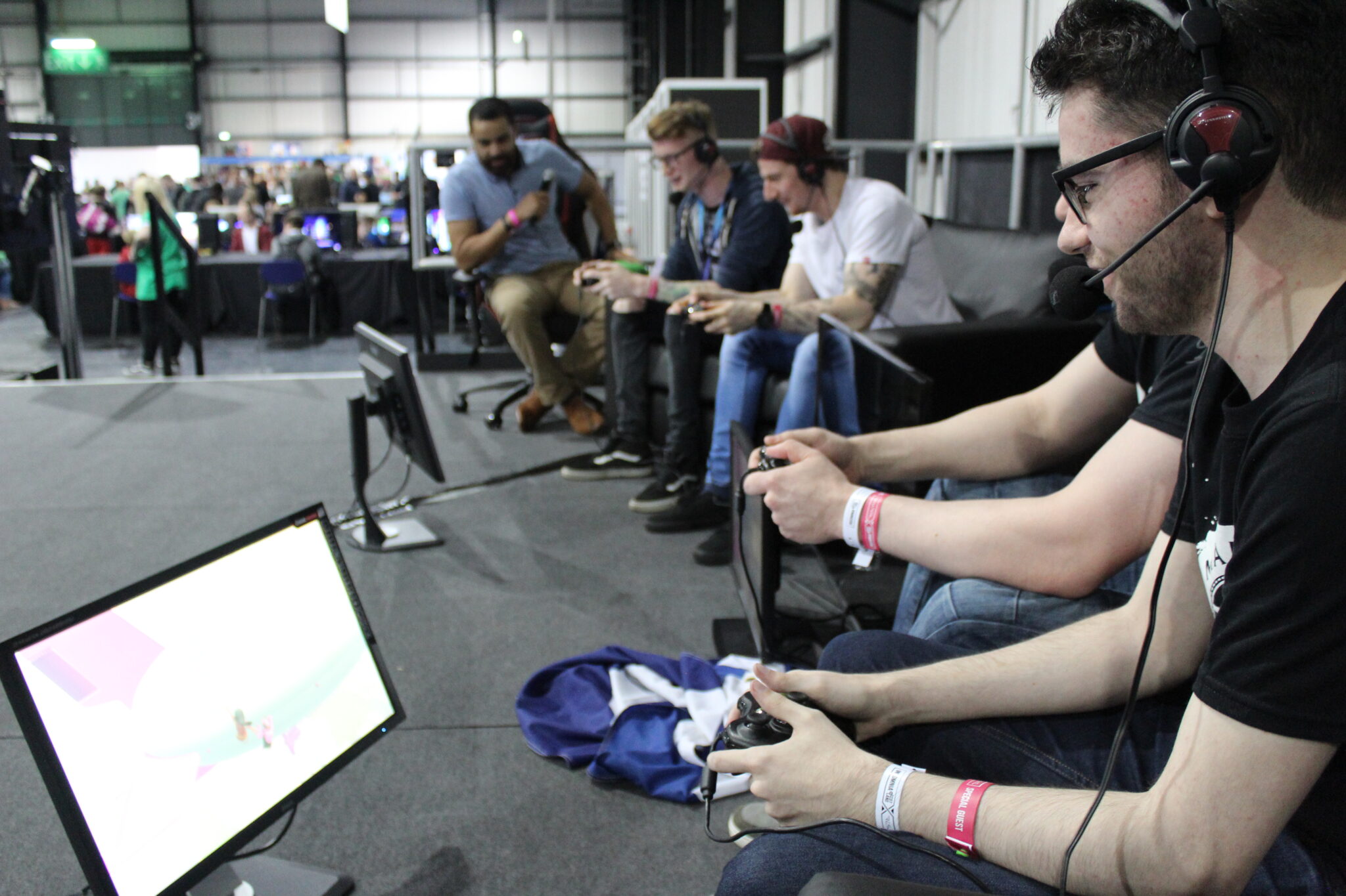 Essential Tips to Follow to Become a Pro Gamer - BagoGames